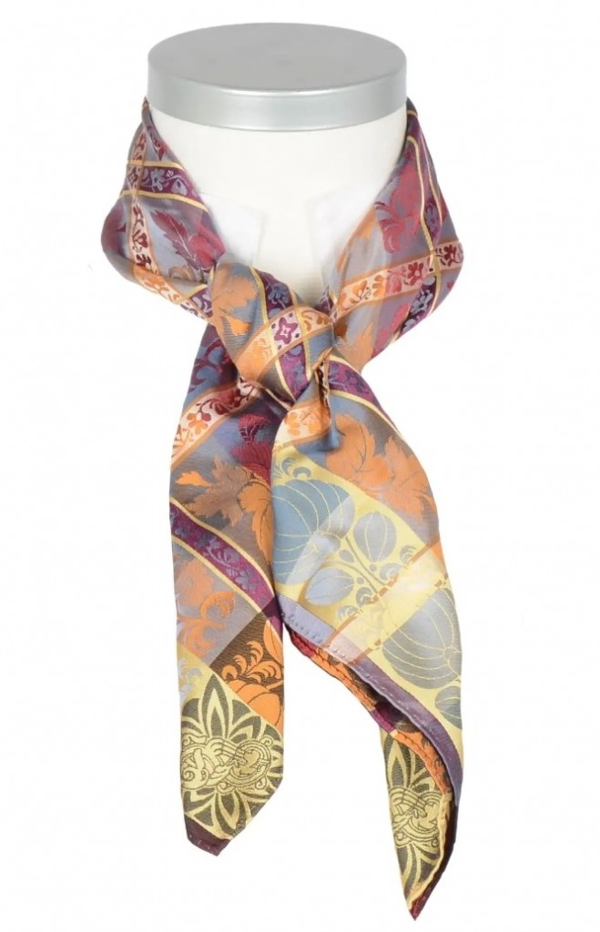 Silkeskjerf Tyrihans Mimmi 094 | Tonesbunadstue.no. Alt til bunad