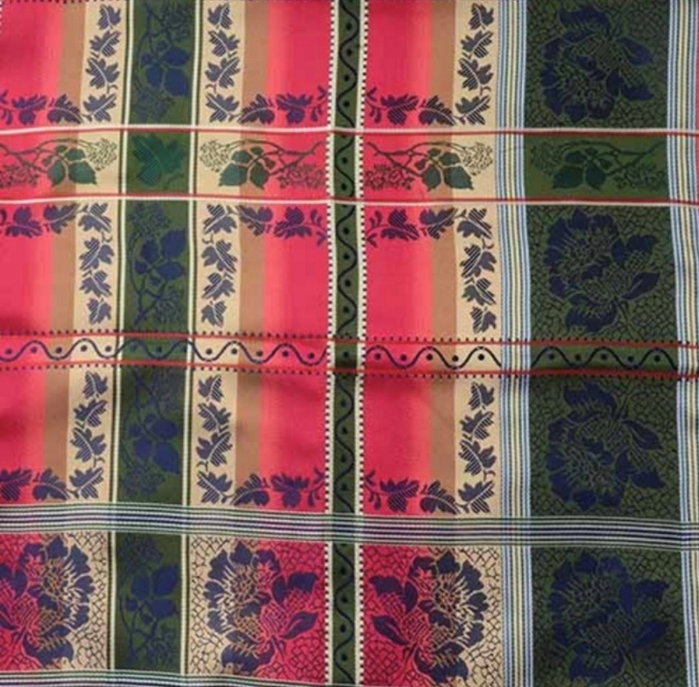 Silkeskjerf Tyrihans Eufemia 36 | Tonesbunadstue.no. Alt til bunad