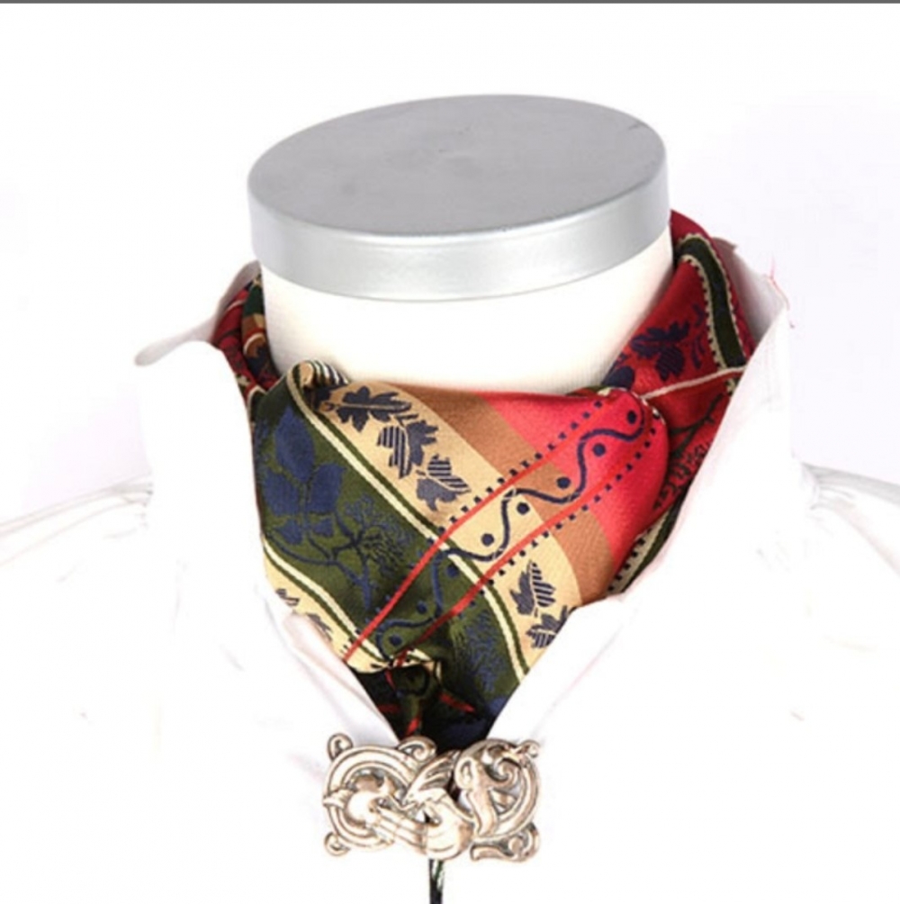 Silkeskjerf Tyrihans Eufemia 36 | Tonesbunadstue.no. Alt til bunad