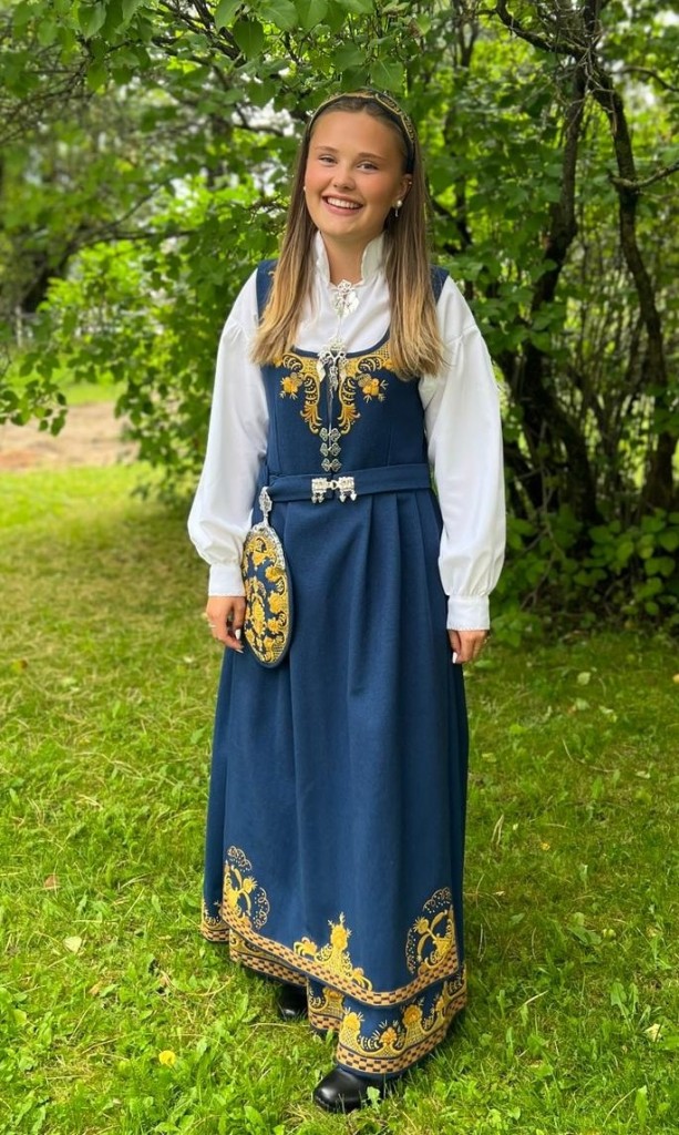 Mansjettknapper, Romerike, Antikkforgylt, Espeland | Tonesbunadstue.no ...